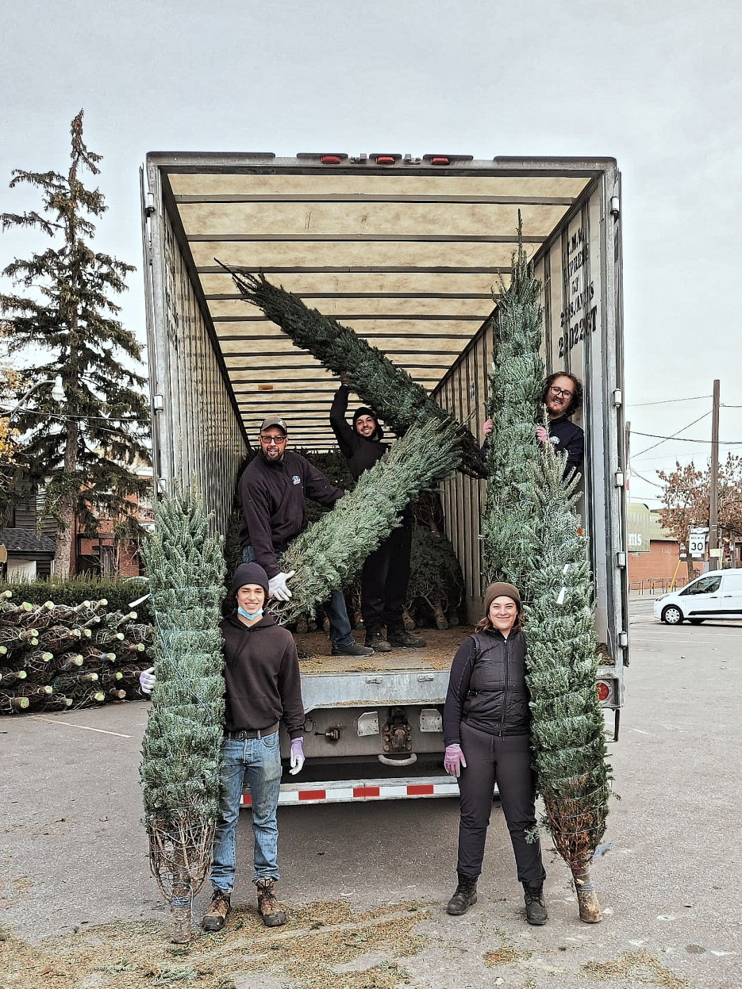 Fiesta Gardens Store – Flower to the people